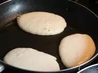 Apple Crumpets • Recipe | yumecipe.com
