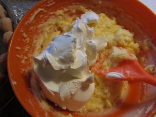 Malakov Cake with Mascarpone • Recipe | yumecipe.com