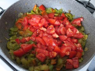 Lecho with eggs • Recipe | yumecipe.com